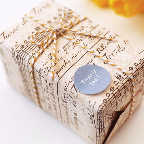 Round small sticky notepad for monthly and weekly plan