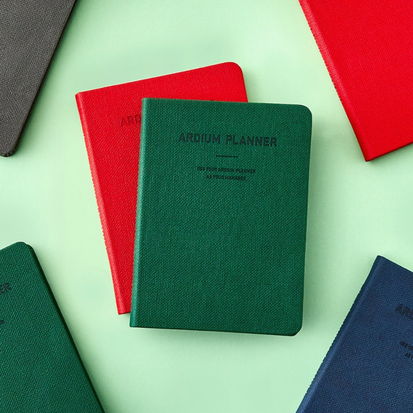 Iconic 2023 Simple small dated weekly planner scheduler diary