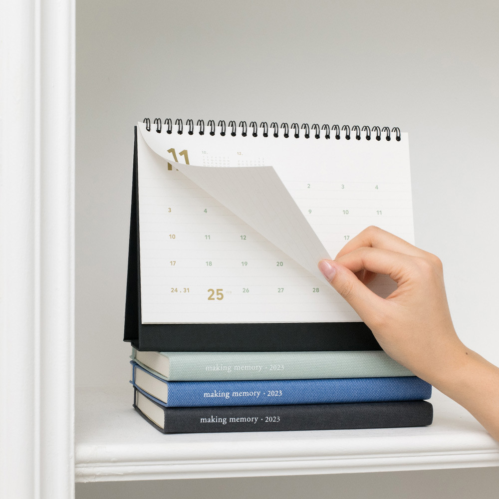 Byfulldesign 2023 Simple Medium Standing Flip Desk Calendar