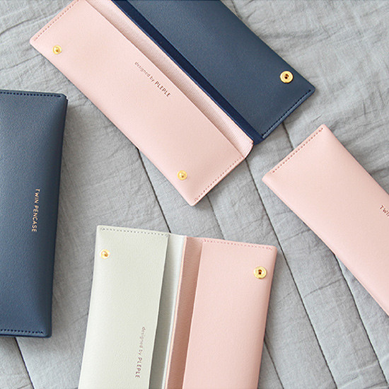 Bookfriends Book holic pocket pencil case - Fallindesign.com