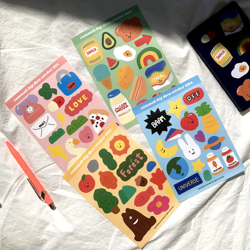 Design comma-B Retro illustration squared paper sticker