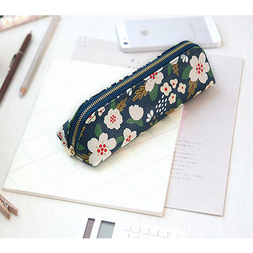Ardium Half moon zipper pencil case with flower pattern - fallindesign
