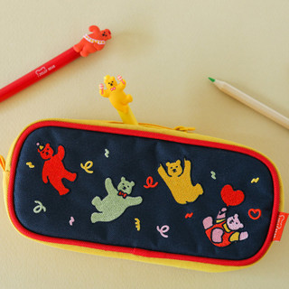 Shop Cute pencil case, pen case, pen holder | fallindesign