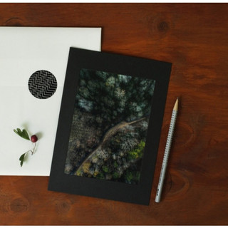 Moods&Views Square 8X10 Kraft paper photo frame with envelope