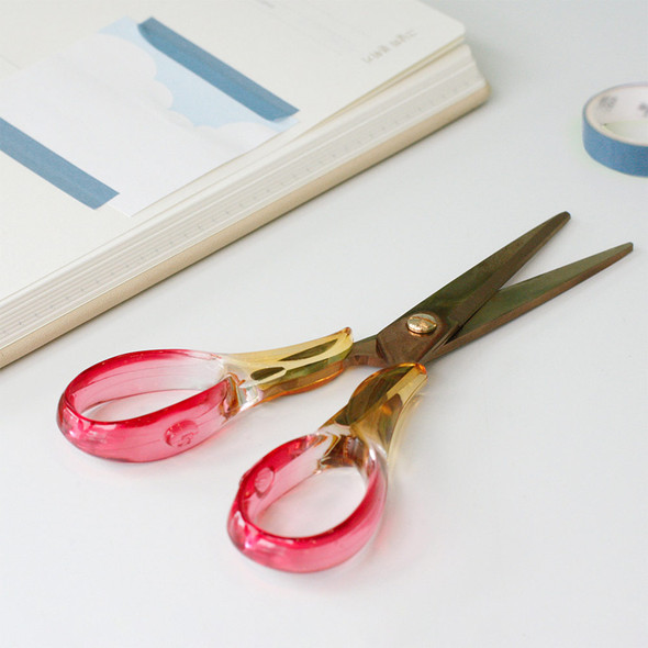 Cute office supplies, desk accessories | fallindesign.com