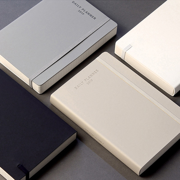 Designlab kki 2019 Creative dated 365 daily planner diary