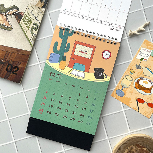 Design Comma-B 2023 Retro A5 Standing Flip Desk Calendar