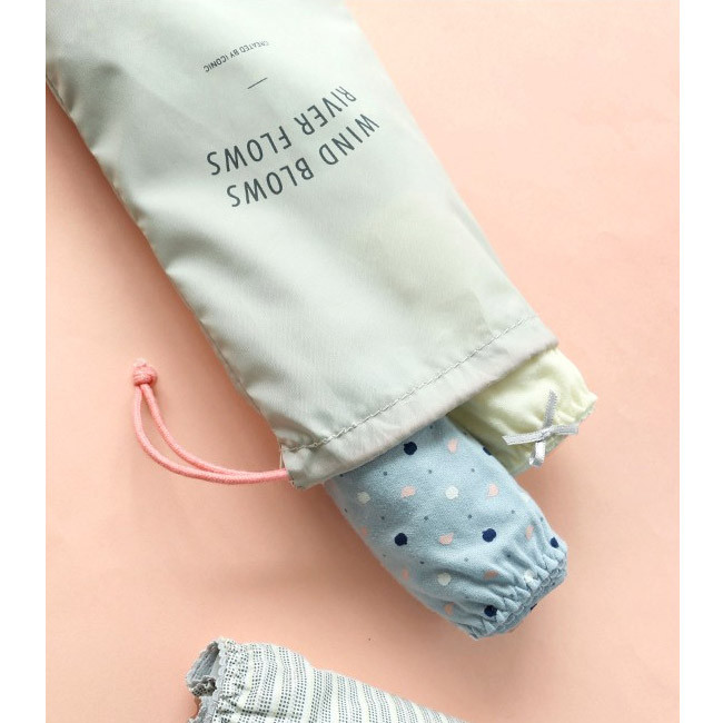 Iconic Mesh travel long pouch and drawstring pouch set