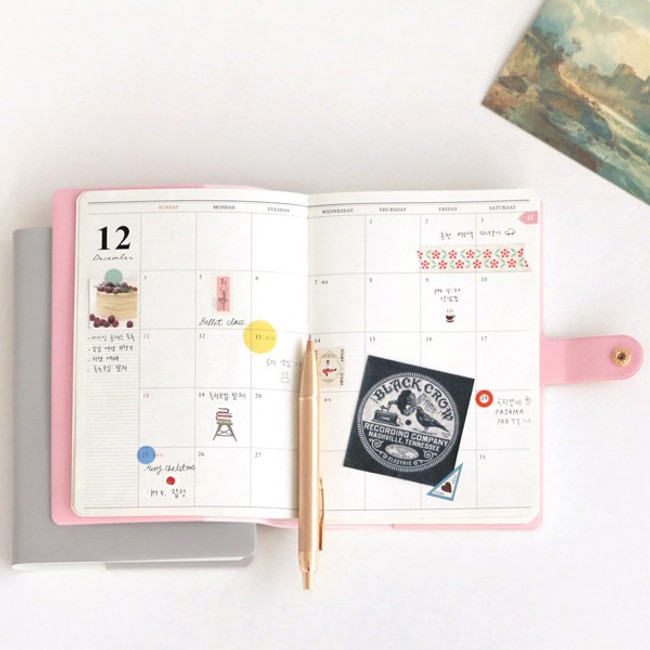 2017 Iconic Colette vintage pattern dated diary scheduler