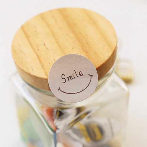 Round small sticky notepad for monthly and weekly plan