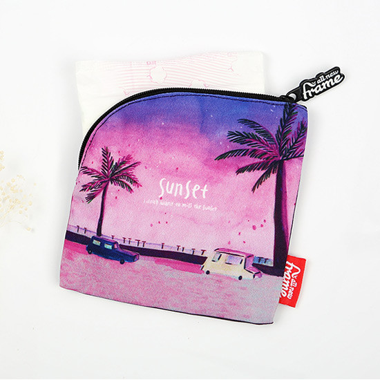 All new frame Myeongmi Choi E collection mini zipper pouch