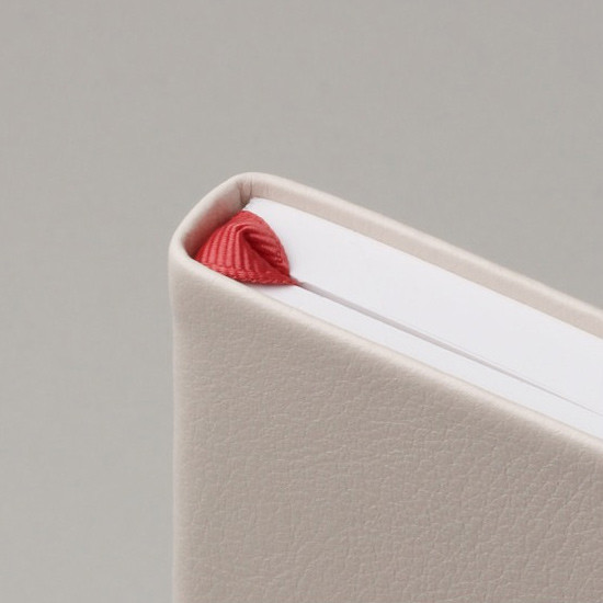 Dash and Dot 2019 Red bookmark small dated weekly planner