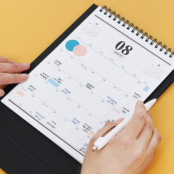 Wanna This 2020 Classic stand up desk flip monthly calendar