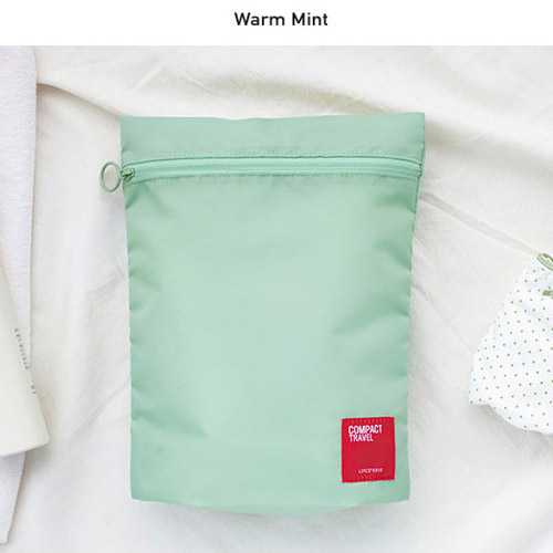 Livework Compact travel light medium stand up pouch - fallindesign