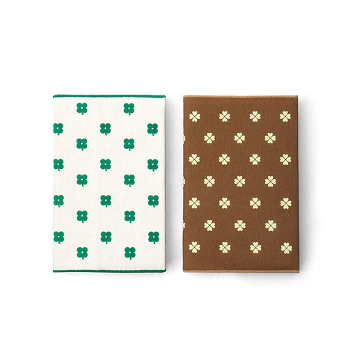 Clover Pattern Canvas Cotton Book Cover - Adjustable Sleeve