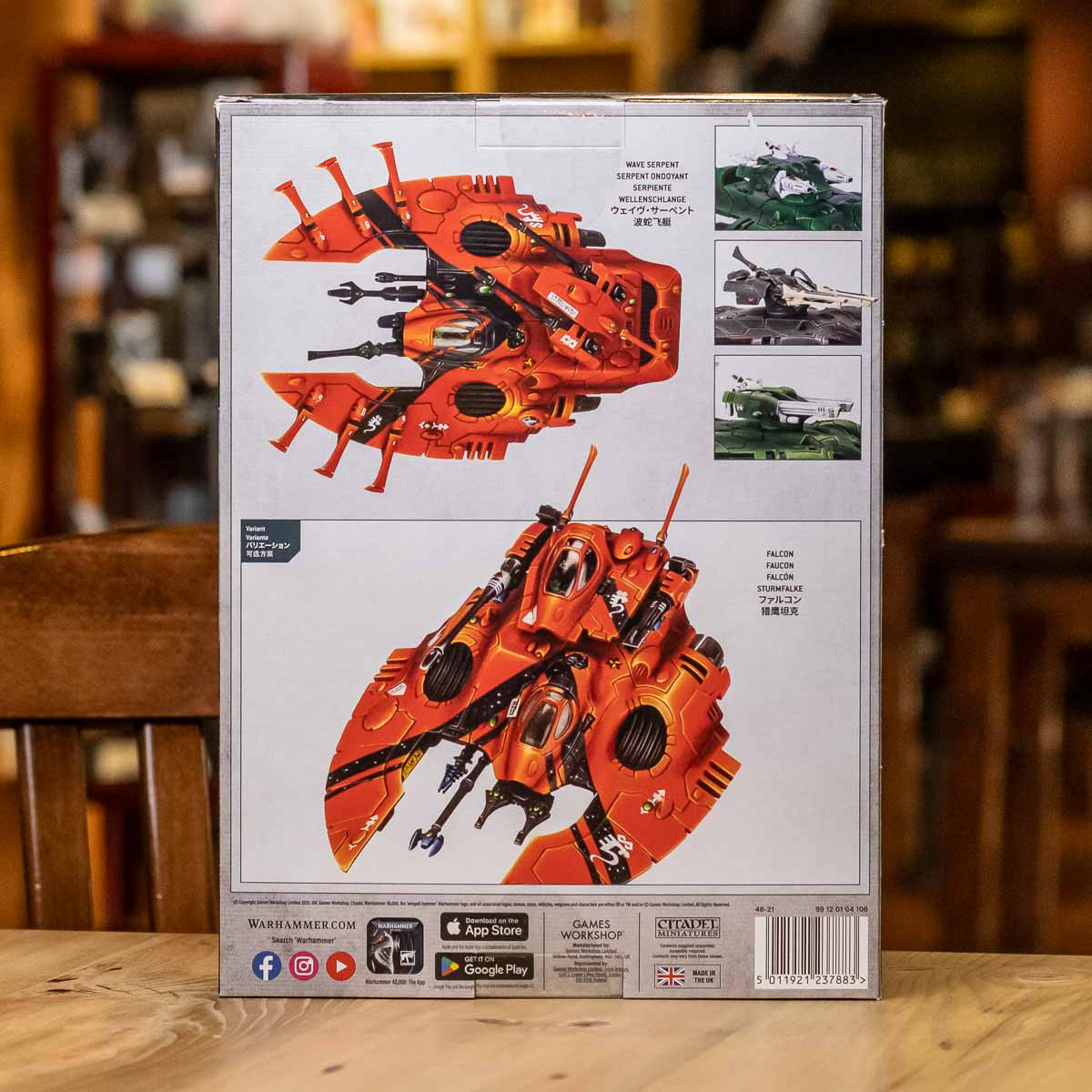 Mox Boarding House | Warhammer 40K - Wave Serpent (2025)