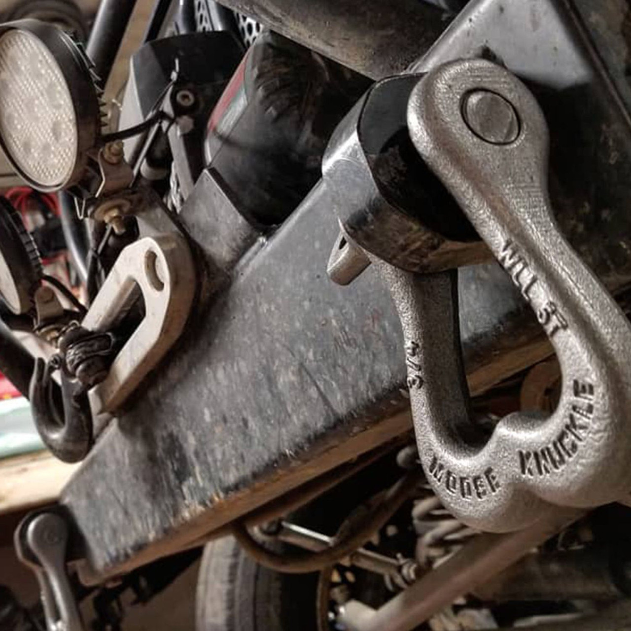 Moose Knuckle Offroad XL Shackle ¾ – Raw Dog - Expedition Superstore