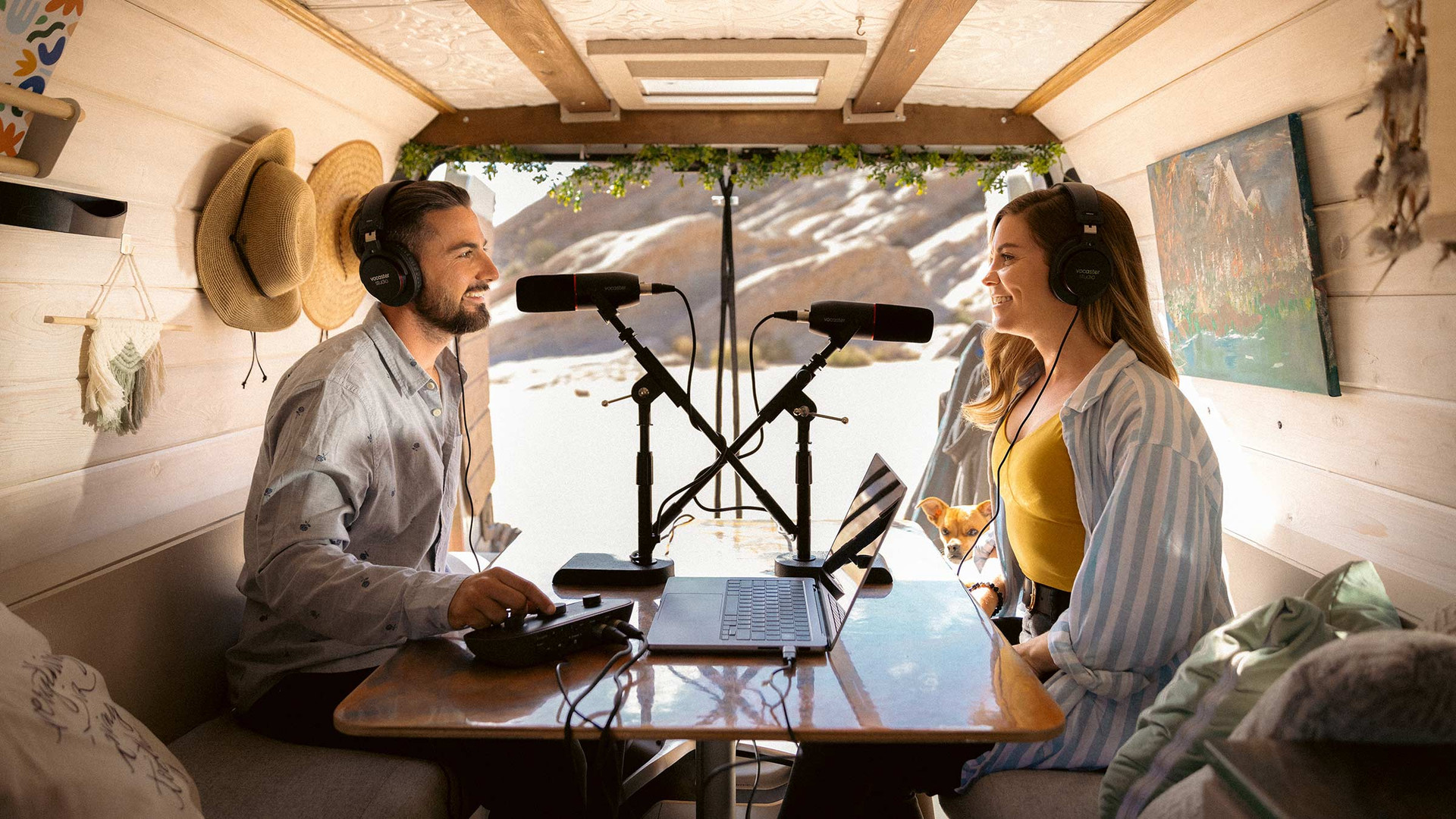 Vocaster Broadcast Kit | Focusrite