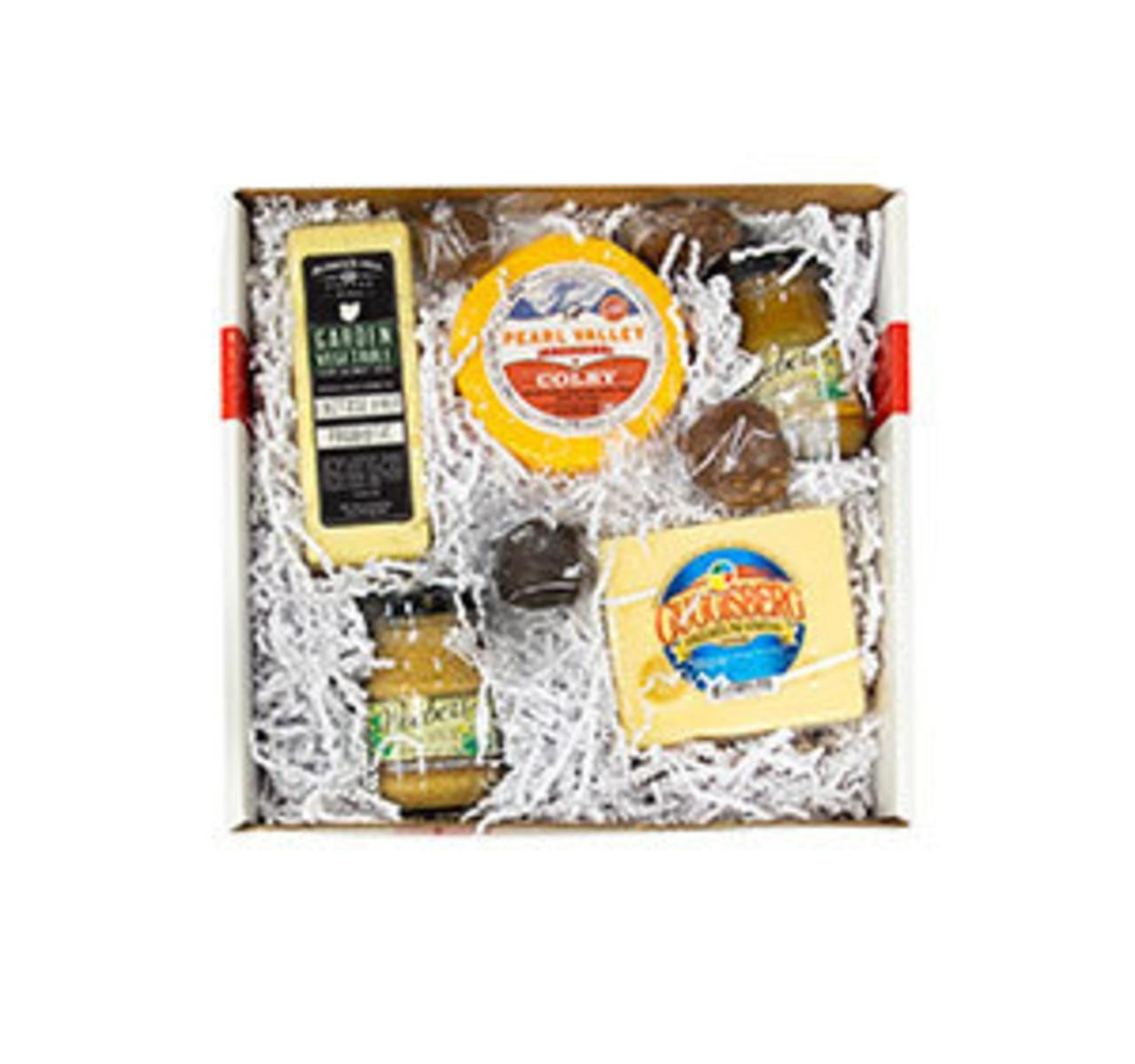 Cheese Lover's Choice Gift Box 1 box