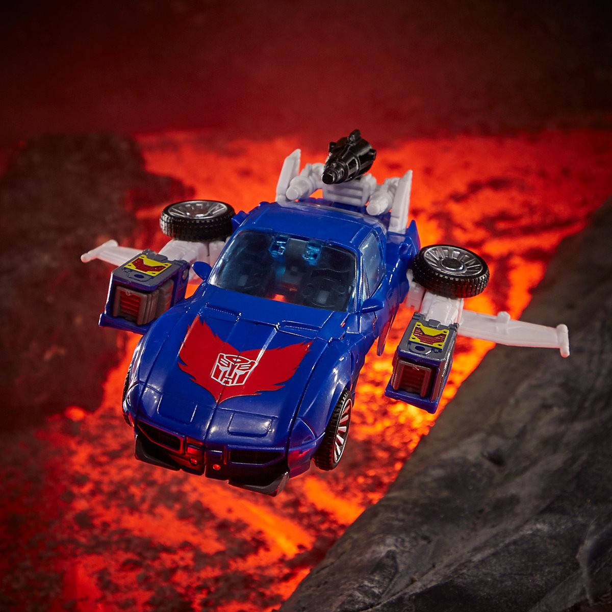 Transformers War for Cybertron Kingdom Deluxe Tracks - Buy at Not Just Toyz