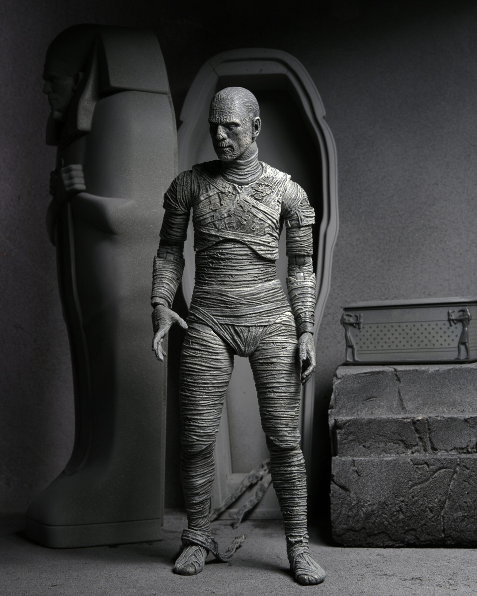 NECA Universal Monsters Ultimate Mummy Black and White Version 7-Inch ...