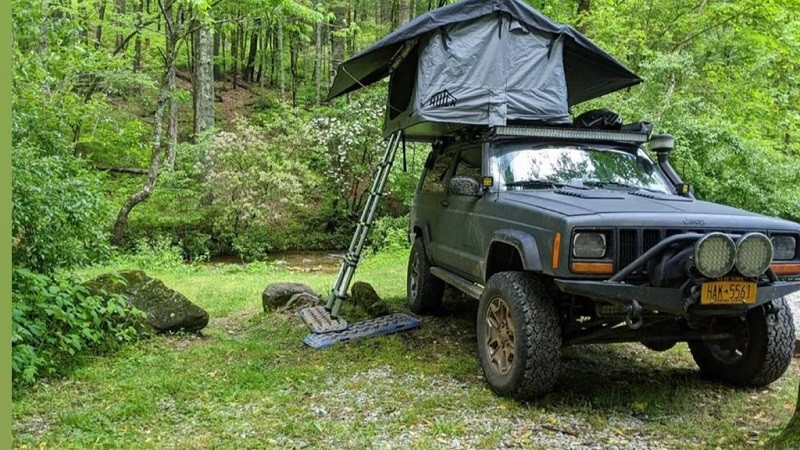 Polaris Ranger Daly 2 With Skylights Tent by Hutch Tents - HTS-48-DL-GY-EPR