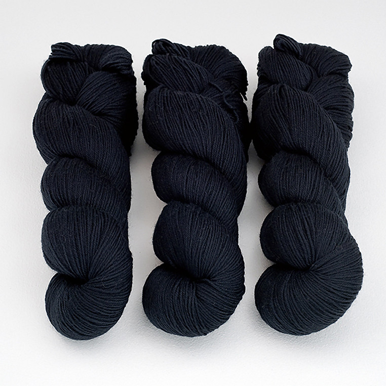 Cascade, Heritage Sock - Solids // 5623 Navy at The Loopy Ewe