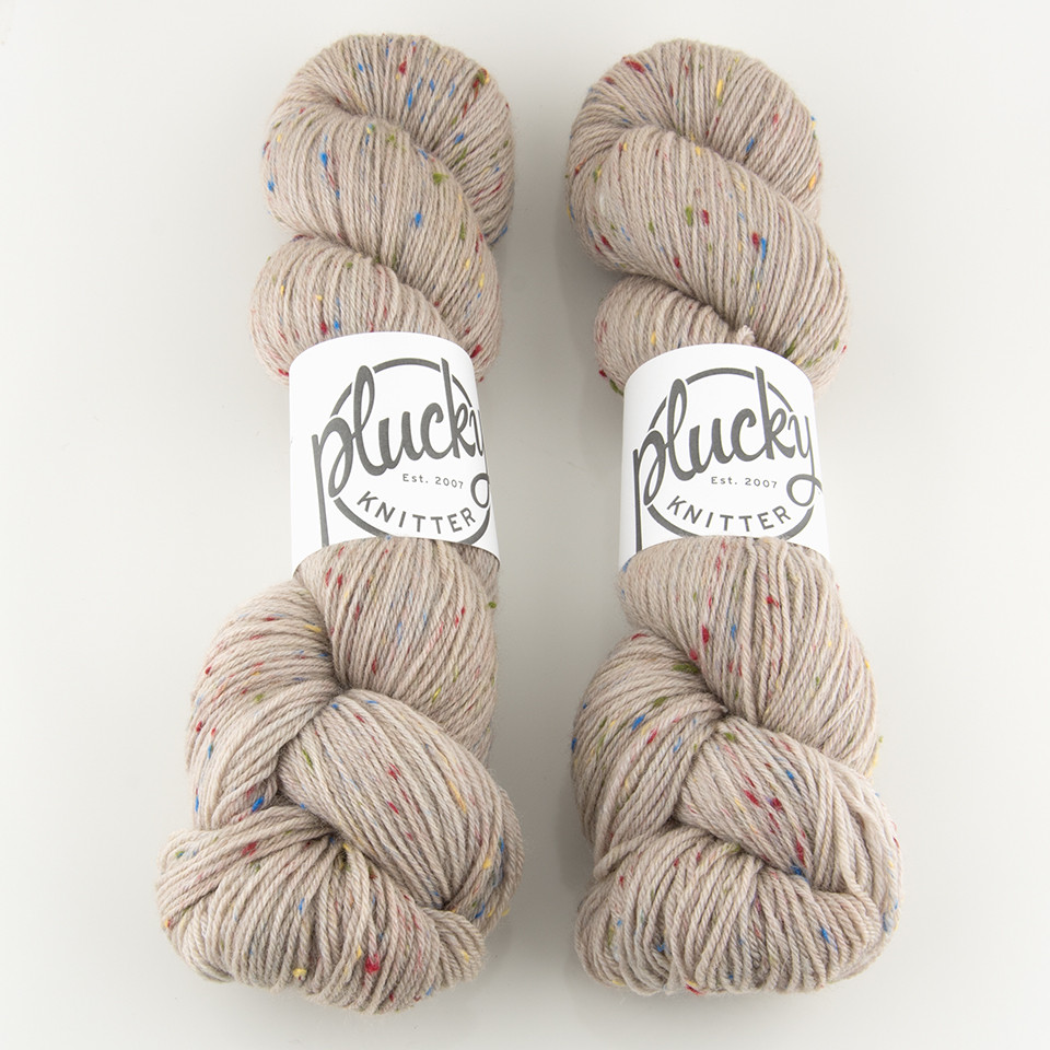 The Plucky Knitter, Tweedy Fingering // Oatmeal at The Loopy Ewe
