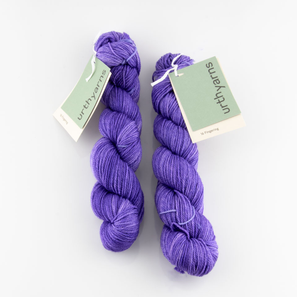 Urth Yarns, 16 Fingering // P90