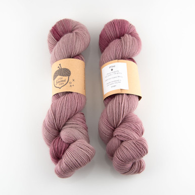 Little Squirrel Yarn, Pecan Single Ply // Orchid