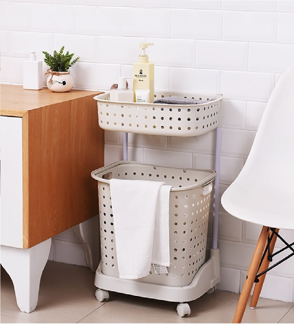 HW08092018A2 Movable Baskets - eVintageLife