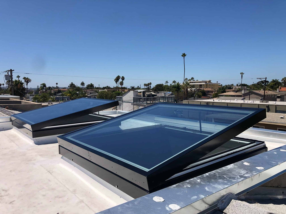 Solatube Operable Solatube Skylights (2ft x 4ft) - Solatube International