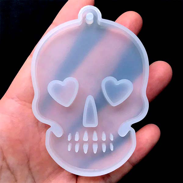 Skull Pendant / Key Tag Resin Mold with Hole in Sri Lanka