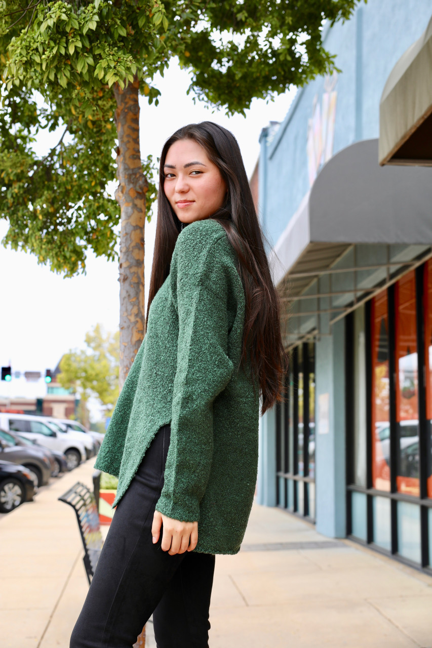 Knobby Knit Oversized Sweater - L.A. Green