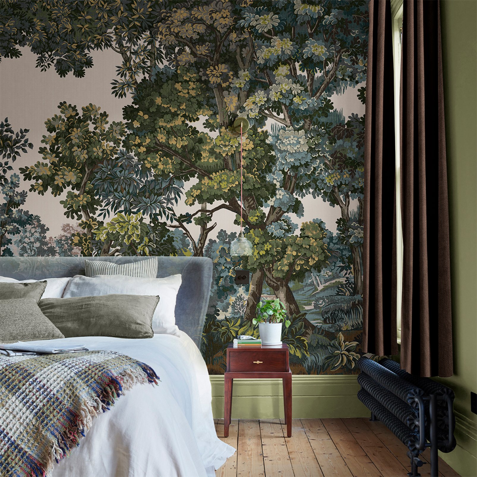 Bodenham Heritage Green Bespoke Mural | Green | Graham & Brown