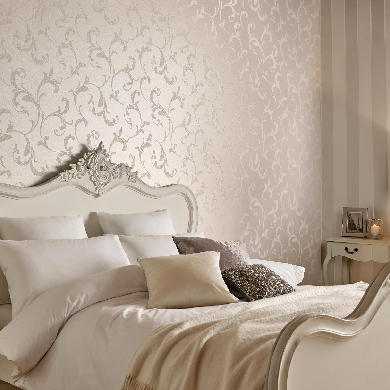 Beaded Wallpaper In Bedroom Beads | WELTER