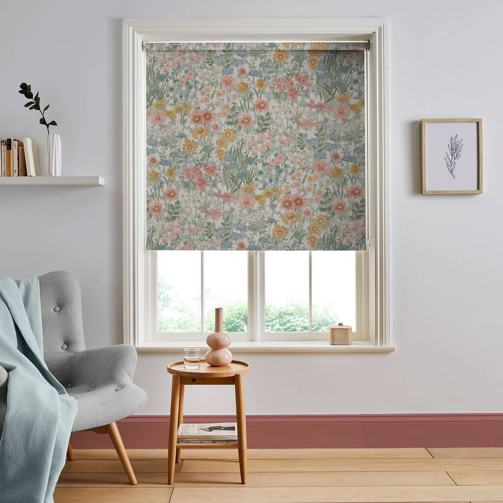 Wallflower Day Roller Blind | Made to Measure Roller Blinds | Graham & Brown