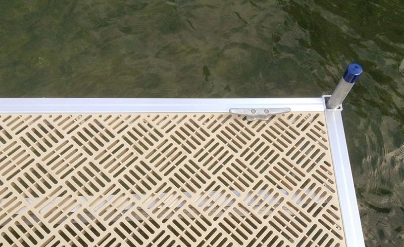 HarborWare Plastic Grate Decking Panels, 3' x 4' - HarborWare