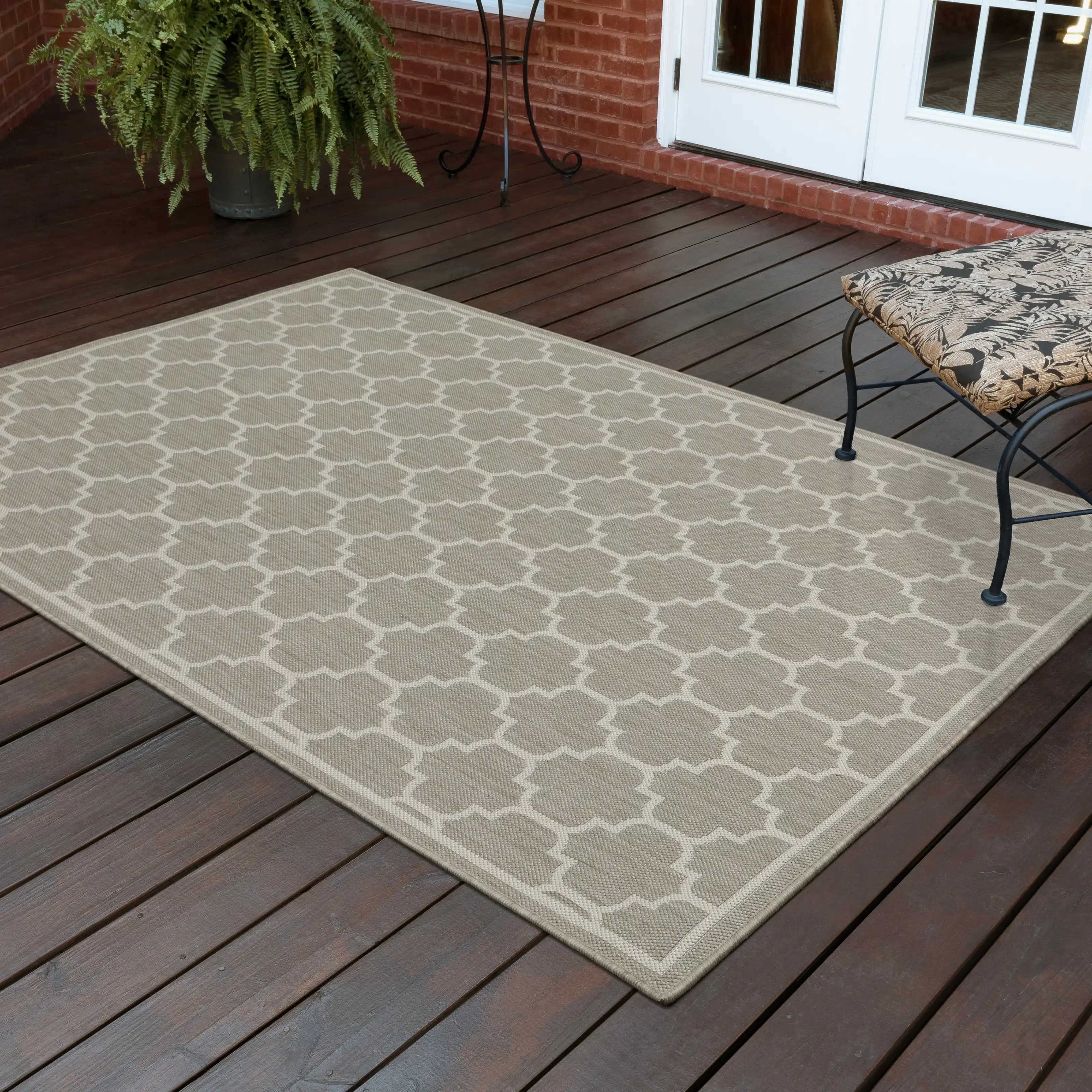 patterned bedroom rug