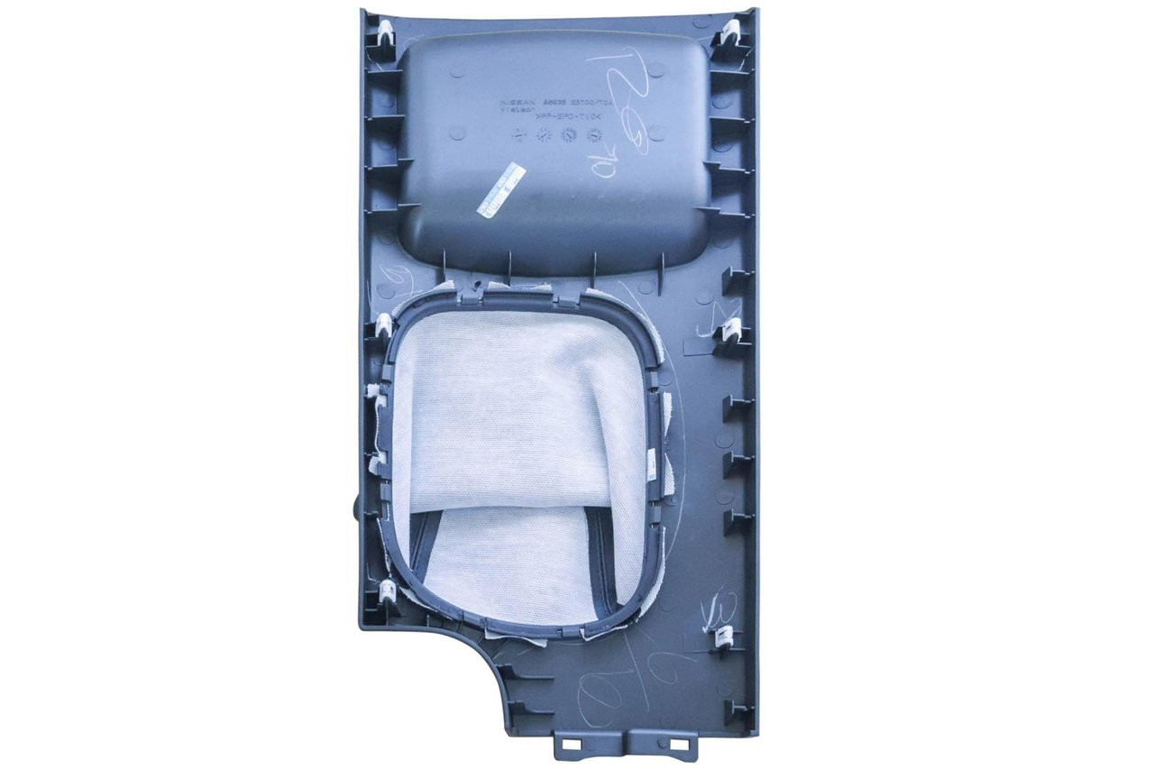 Front Centre Console Cover and Gear Lever Boot Assembly suitable for