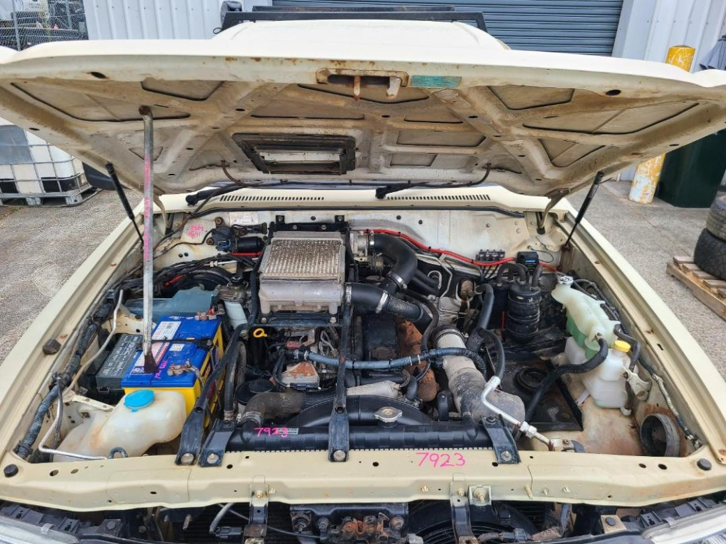 7923 - 05/03, NISSAN GU PATROL, TD42TI, 5SPD, DX