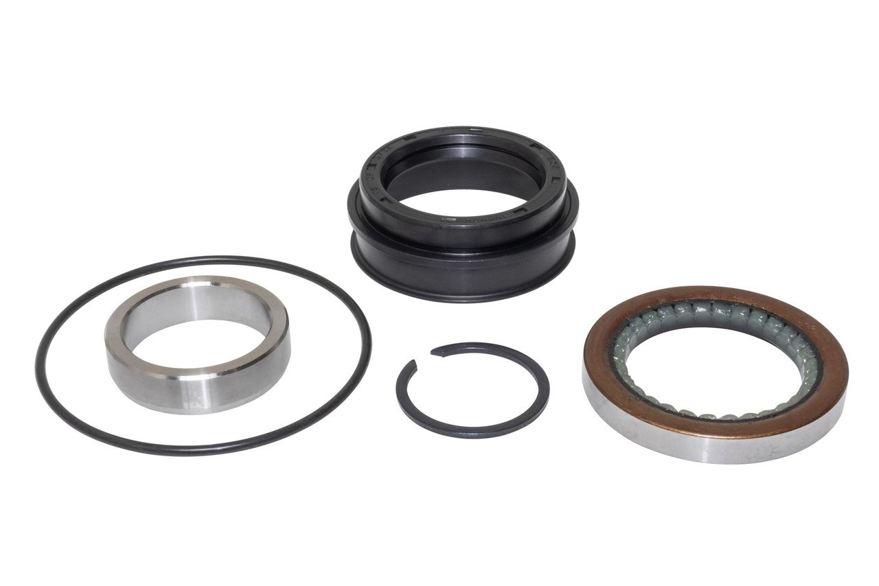 Rear Axle Seal Kit suitable for Hilux to 1998 RN46 LN65 LN106 MT12361