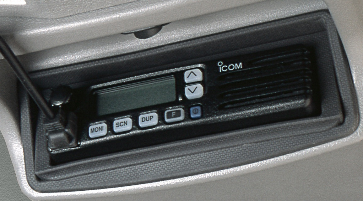 UHF Radio Insert suitable for Landcruiser Outback Roof Console Icom