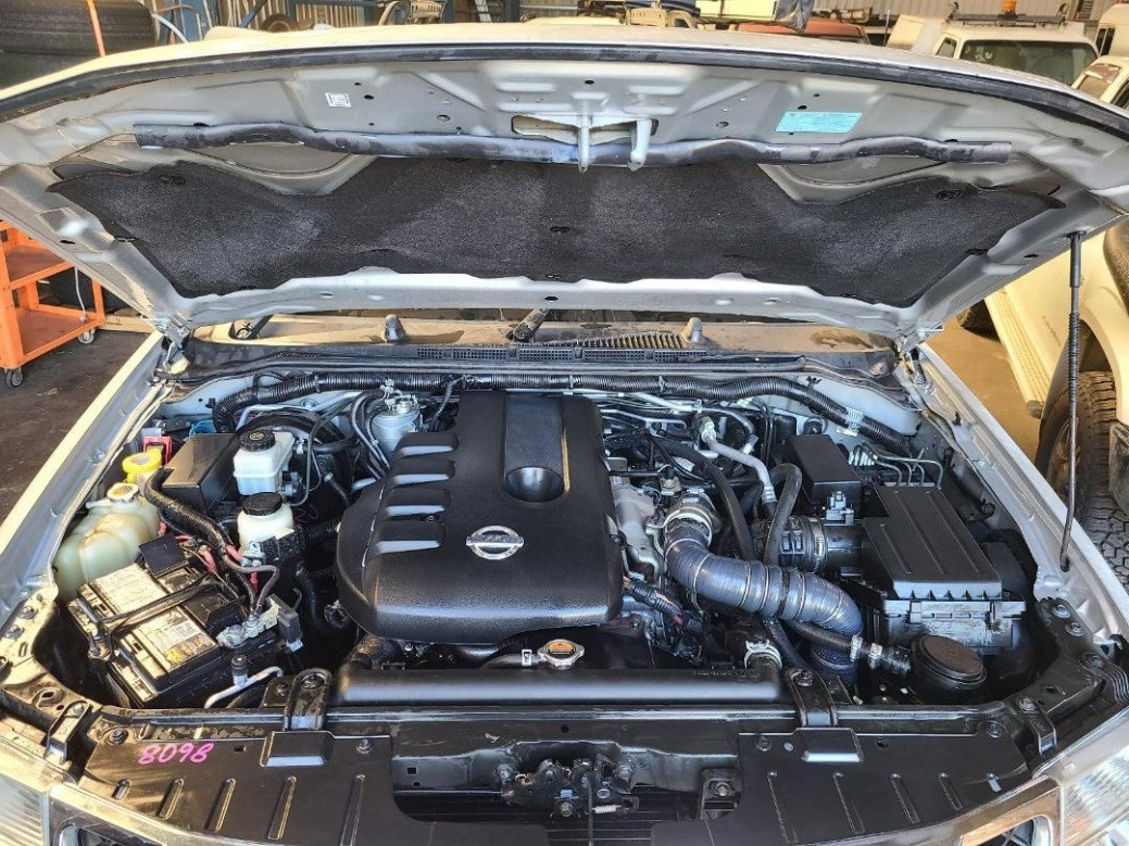 8098 - 02/10, NISSAN R51 PATHFINDER, YD25, 6SPD, ST-L