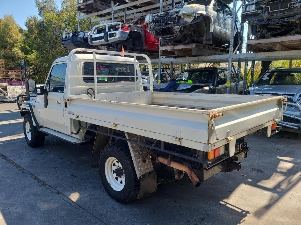 8145 - 01/00, TOYOTA HZJ79 LANDCRUISER, 1HZ, 5SPD