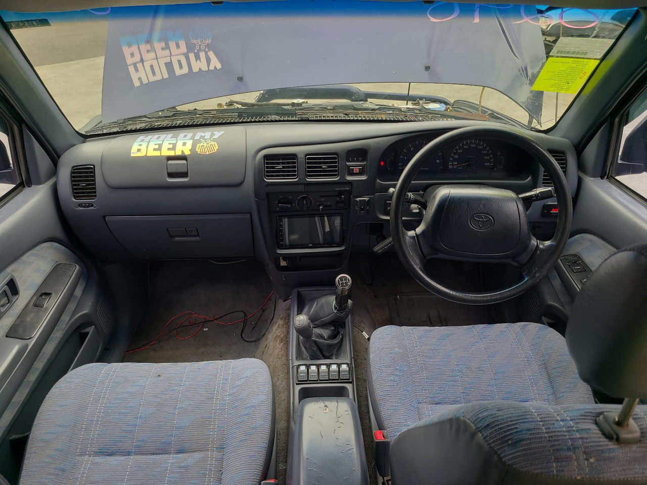 8246 - 08/99, TOYOTA LN167 HILUX, 5L, 5SPD, SR5