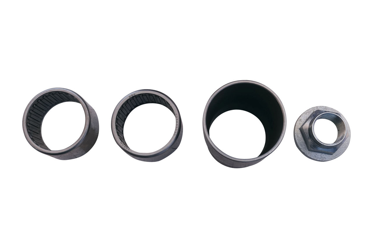 Drivetech Front Diff Bearing Kit suitable for Hilux IFS 97-05