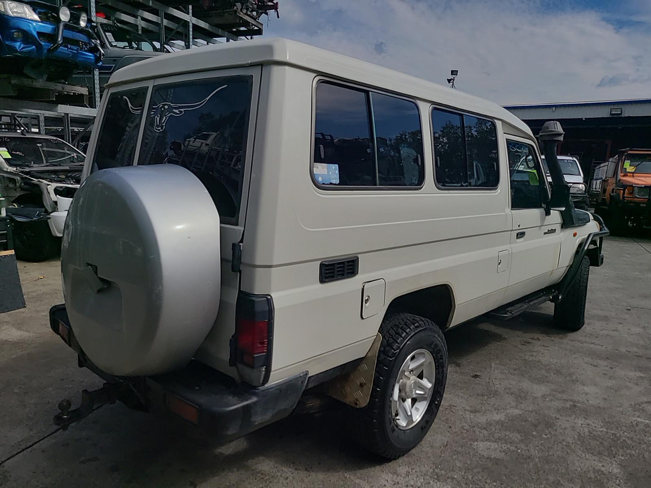8389 - 02/10, TOYOTA VDJ78 LANDCRUISER, 1VD-FTV, 5SPD, WORKMATE