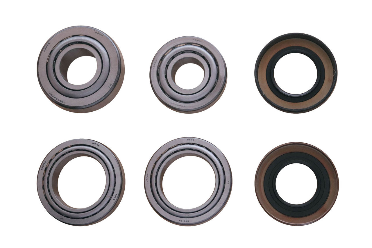 Terrain Tamer Rear Diff Bearing Kit suitable for Hilux LN106 LSD