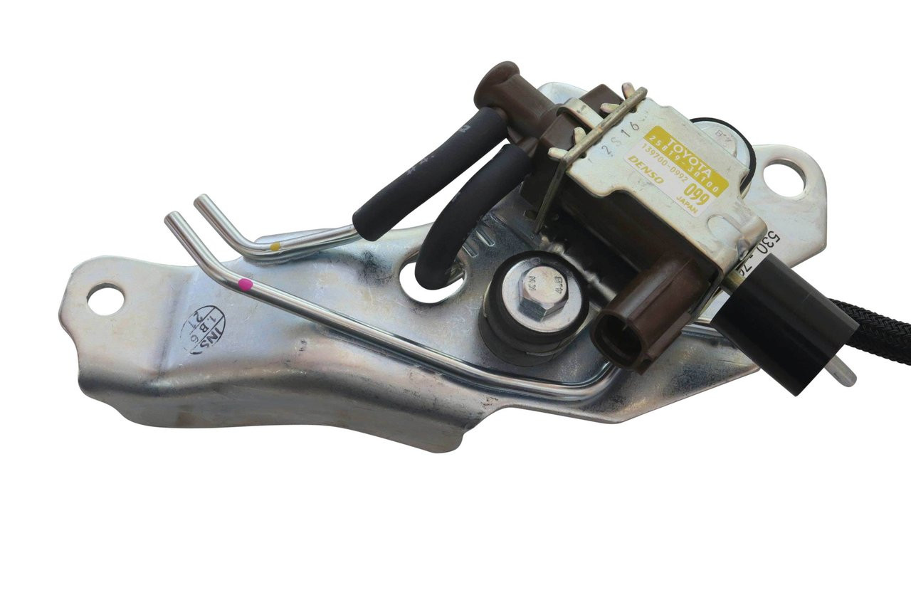 Genuine EGR Valve Assy suitable for 1KDFTV 3.0L Diesel D4D Hilux
